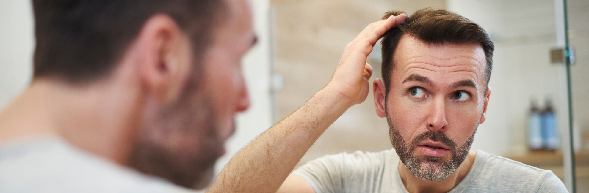 Trattamento per la caduta dei capelli negli uomini: cause e prevenzione ... Trattamento per la caduta dei capelli negli uomini: cause e prevenzione ...